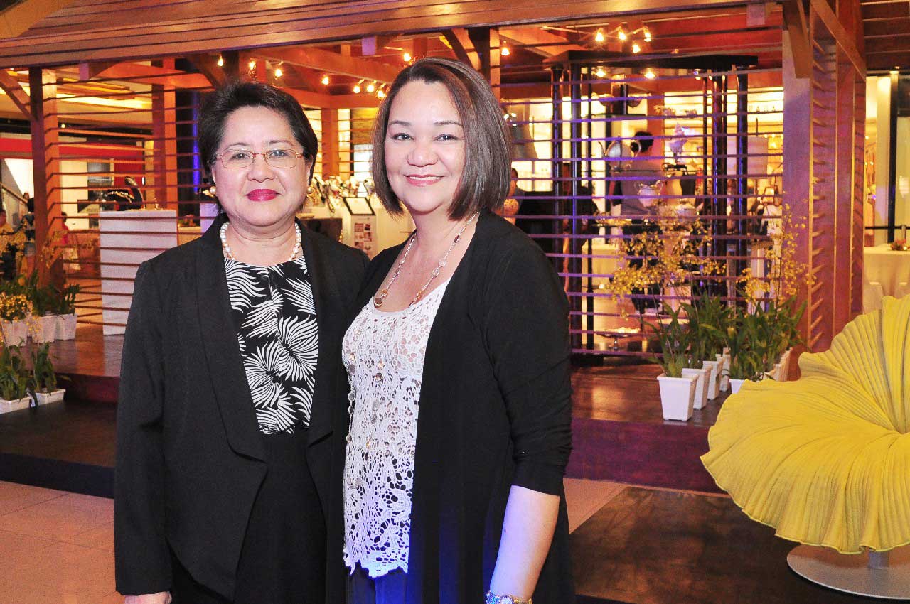 A TRIBUTE TO KENNETH COBONPUE AND CEBUANO ARTISTRY - My City, My SM